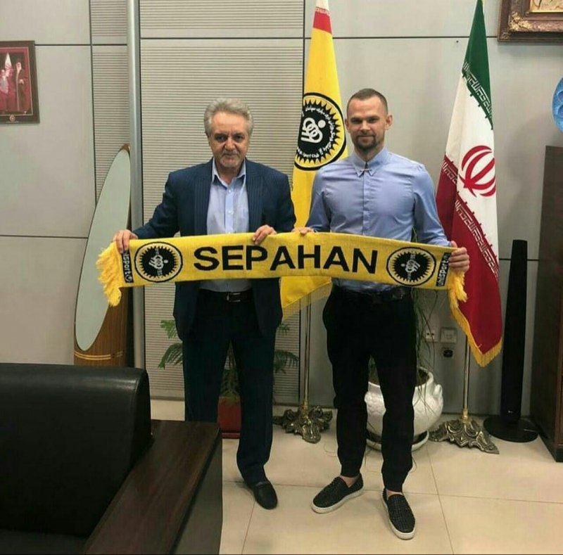 کومان به صورت رسمی به سپاهان پیوست (عکس) | ورزش سه